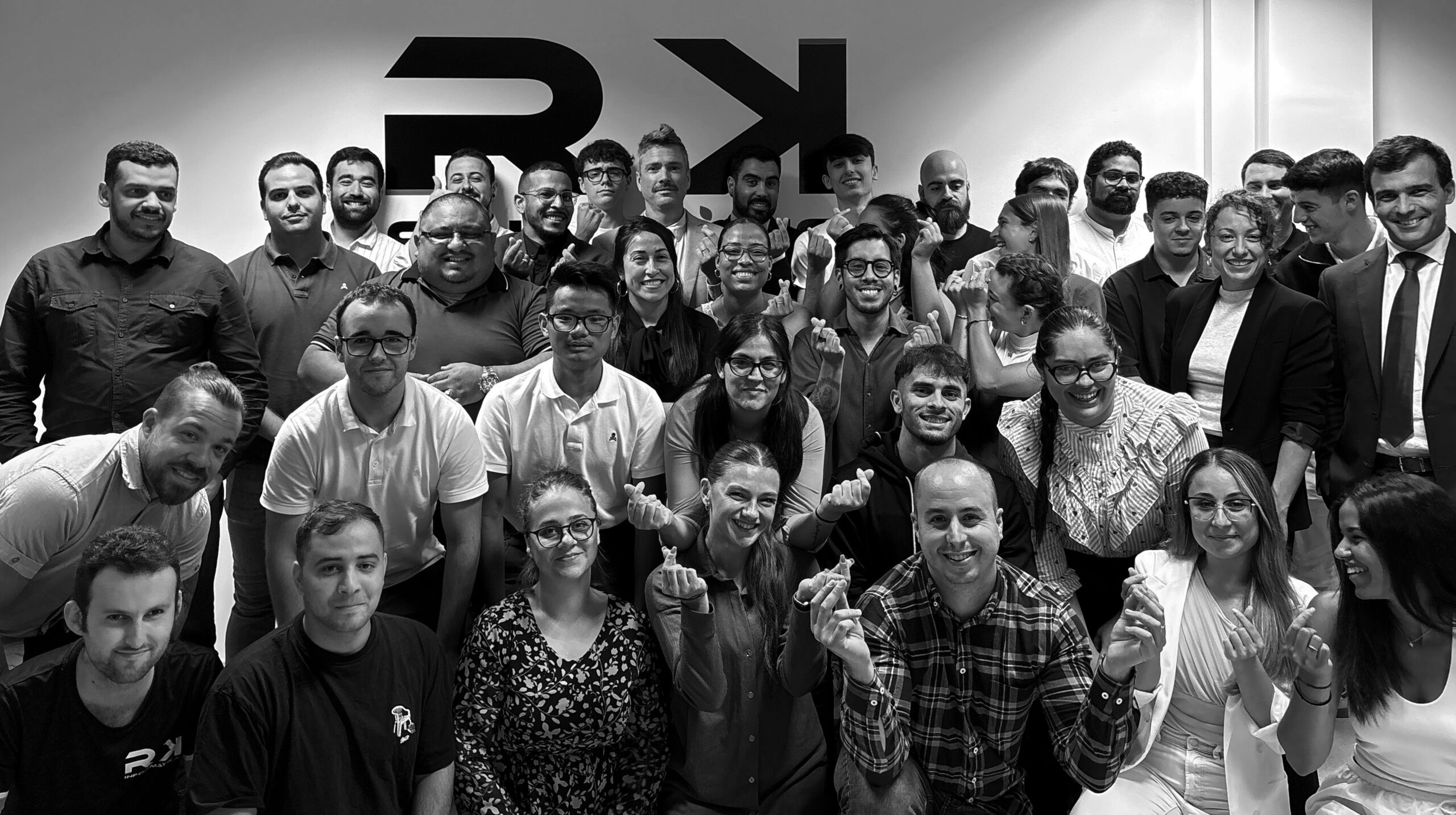 Sobre Nosotros - RK Solutions